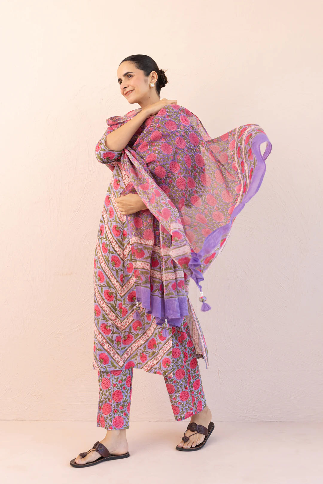 Pink purple COTTON BLOCK PRINT PARCHA BORDER KURTA SET IN MUTED LAVEND ...